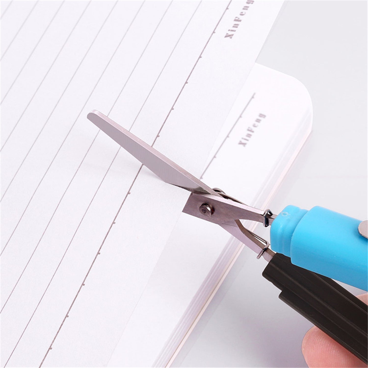 Pen Scissor Used To Be A Normal Scissor With An Attractive Pen Shaped ...